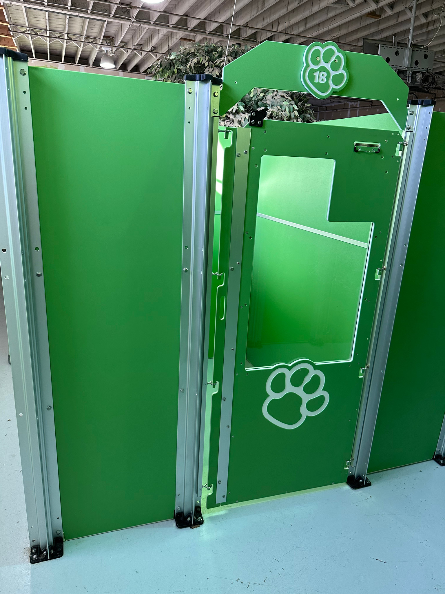 Kennel Ideas: Green Dog Kennels | Jet Pet - Gator Kennels