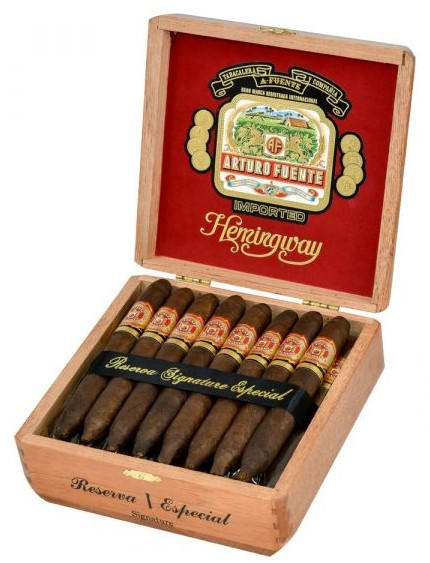 Arturo Fuente Hemingway Classic Maduro - CIGAR CLUB MODESTO