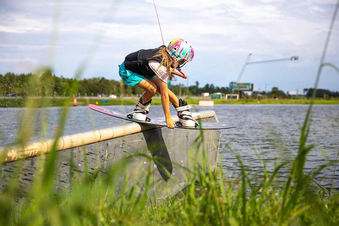 Slingshot Space Grom Kid's Wakeboard - 2025 | WakeHouse.com