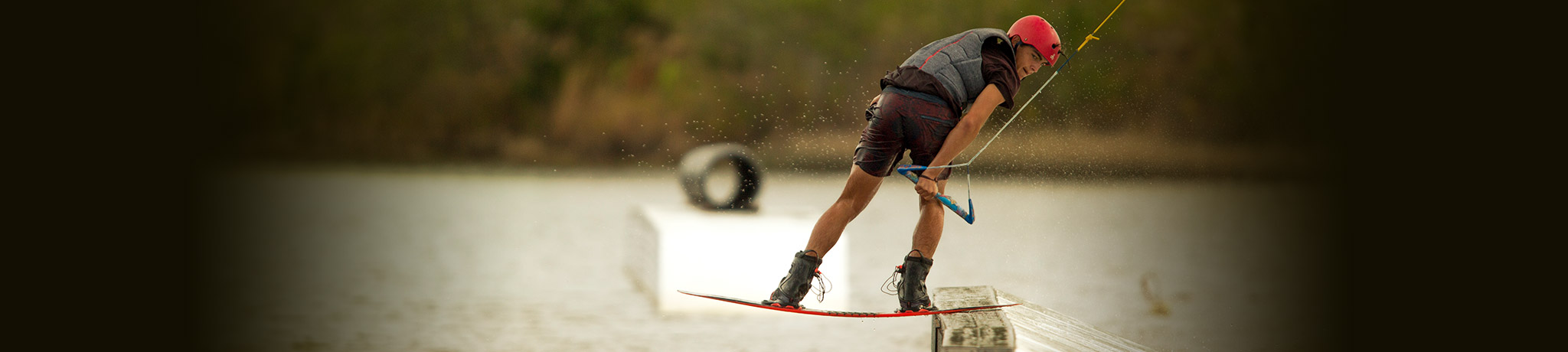 2018 Ronix Kinetik Comp Vest Review - WakeHouse