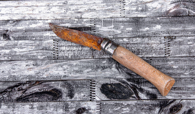 Keeping Rust Off Your Folding Utility Knife - White Mountain Knives