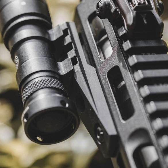 MagPul M-LOK® Cantilever Rail Light Mount: Aluminum Picatinny Mount for ...