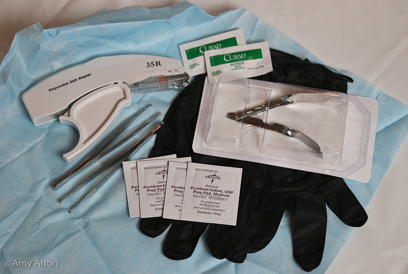 Skin Stapler Kit | Skin Stapler | Disposable Skin Stapler - Doom and Bloom
