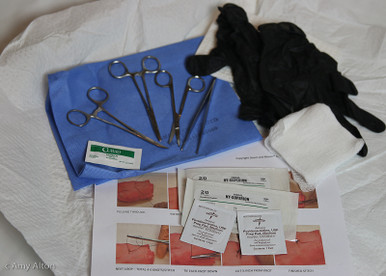 Suture Kits | Suturing Kit | Emergency Suture Kit - Doom and Bloom