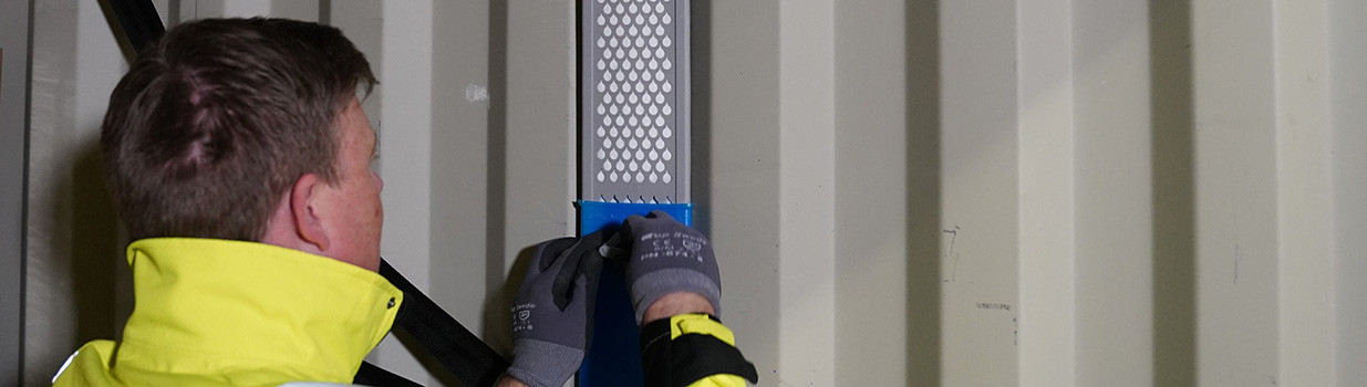 Temperature & Moisture protection – Thermo walls, Thermo pallet covers ...