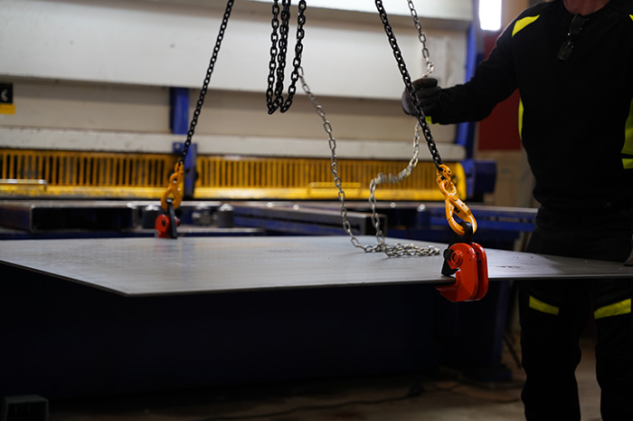 Lifting equipment for steel plates | Forankra AB