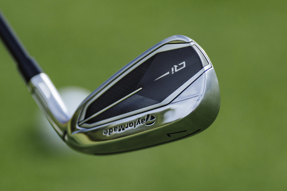 TaylorMade Qi Graphite Iron