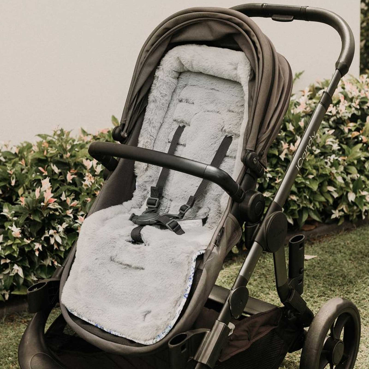 OiOi Reversible Pram Liner Blue Paisley & Cozy Fleece - Shop Stroller ...