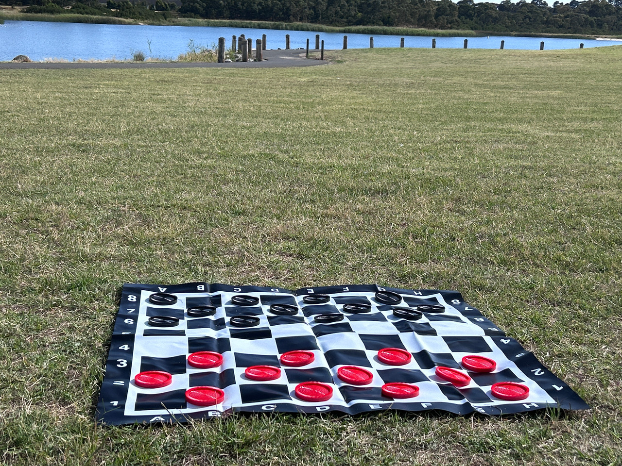 2-in-1 Garden Chess & Checkers Set | Chess World