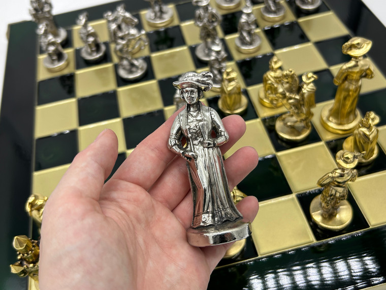 Green & Gold Renaissance Knights | Chess World