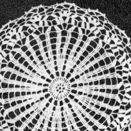 Crocheted Fan Doily Pattern with Shell Border