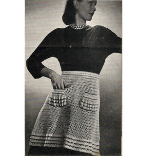 Two Vintage Crochet Aprons Pattern, Lace Stitch with Ribbon Ties