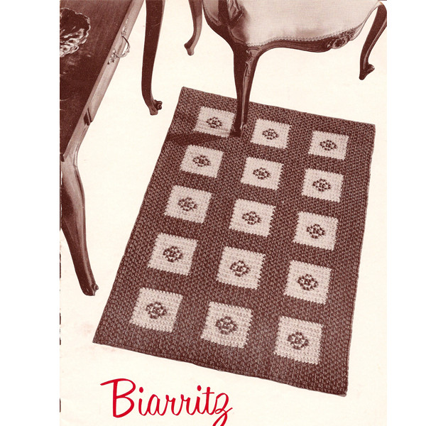 Block Rug Crochet Pattern with Embroidered Motif is 27 x 33 inches