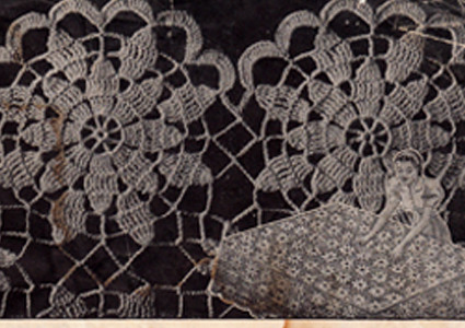 Queen Ann Lace Tablecloth Pattern, Round Medallions