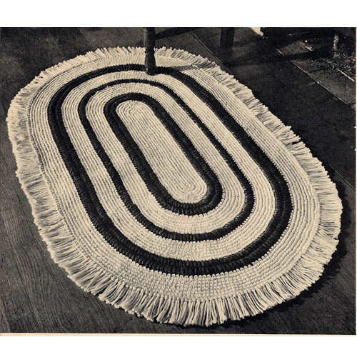 Oval Crochet Rug Pattern with Fringe