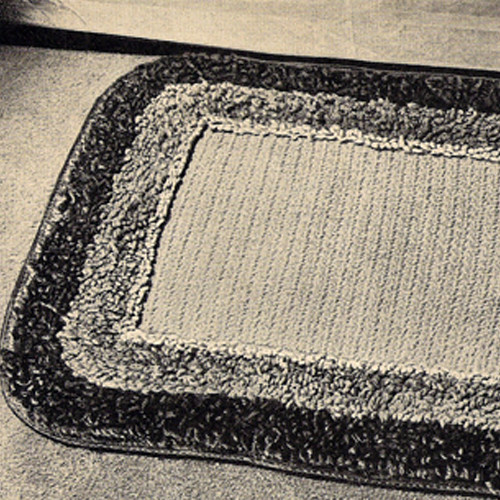 Crocheted Looped Stitch Border Rug Pattern