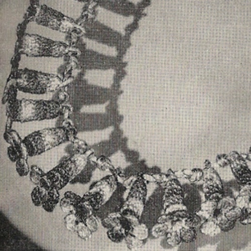Crocheted Trumpet Flower Necklace Pattern