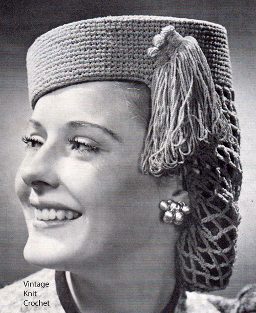 Easy Crochet Pillbox Hat Pattern with Snood