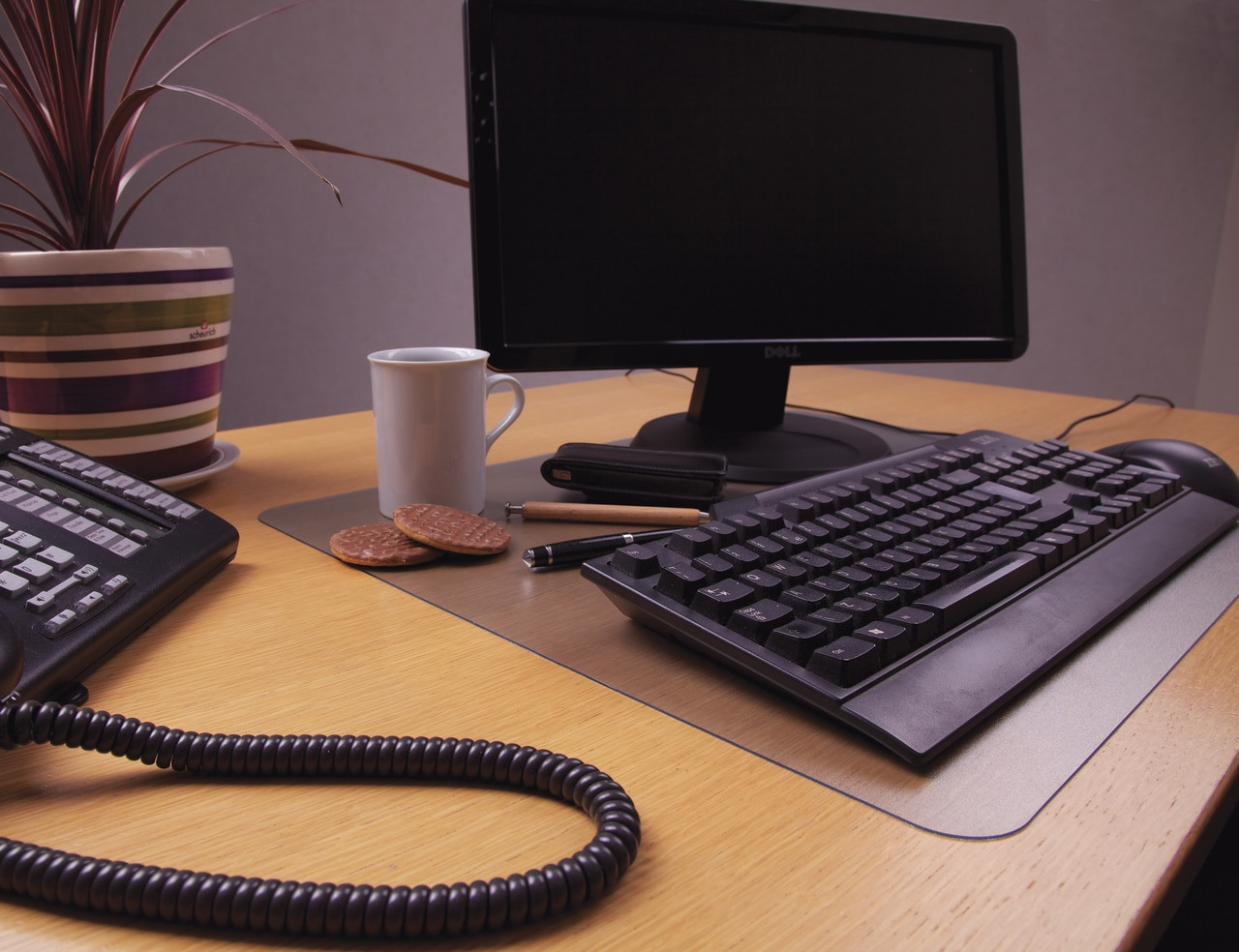 Desktex 100% Recycled Material Desk Protector Mat, Rectangular, Size 20 ...