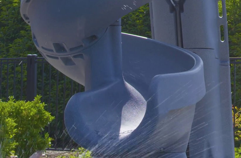 SR Smith Helix 2 360 Degree Swimming Pool Water Flume Slide