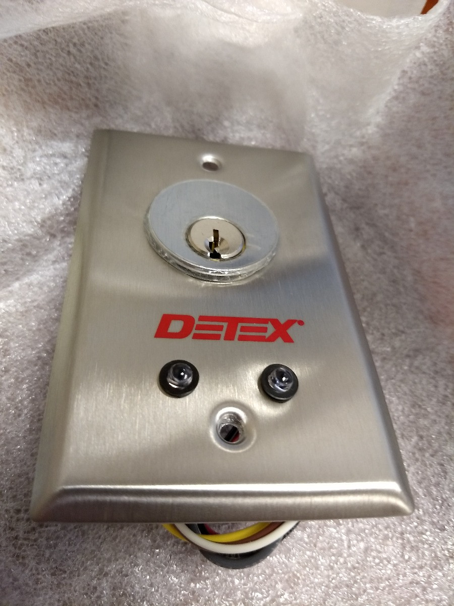 DETEX CS452 - KEYSWITCH, SINGLE, MOMENTARY, 2 LED'S (GREEN - RED ...