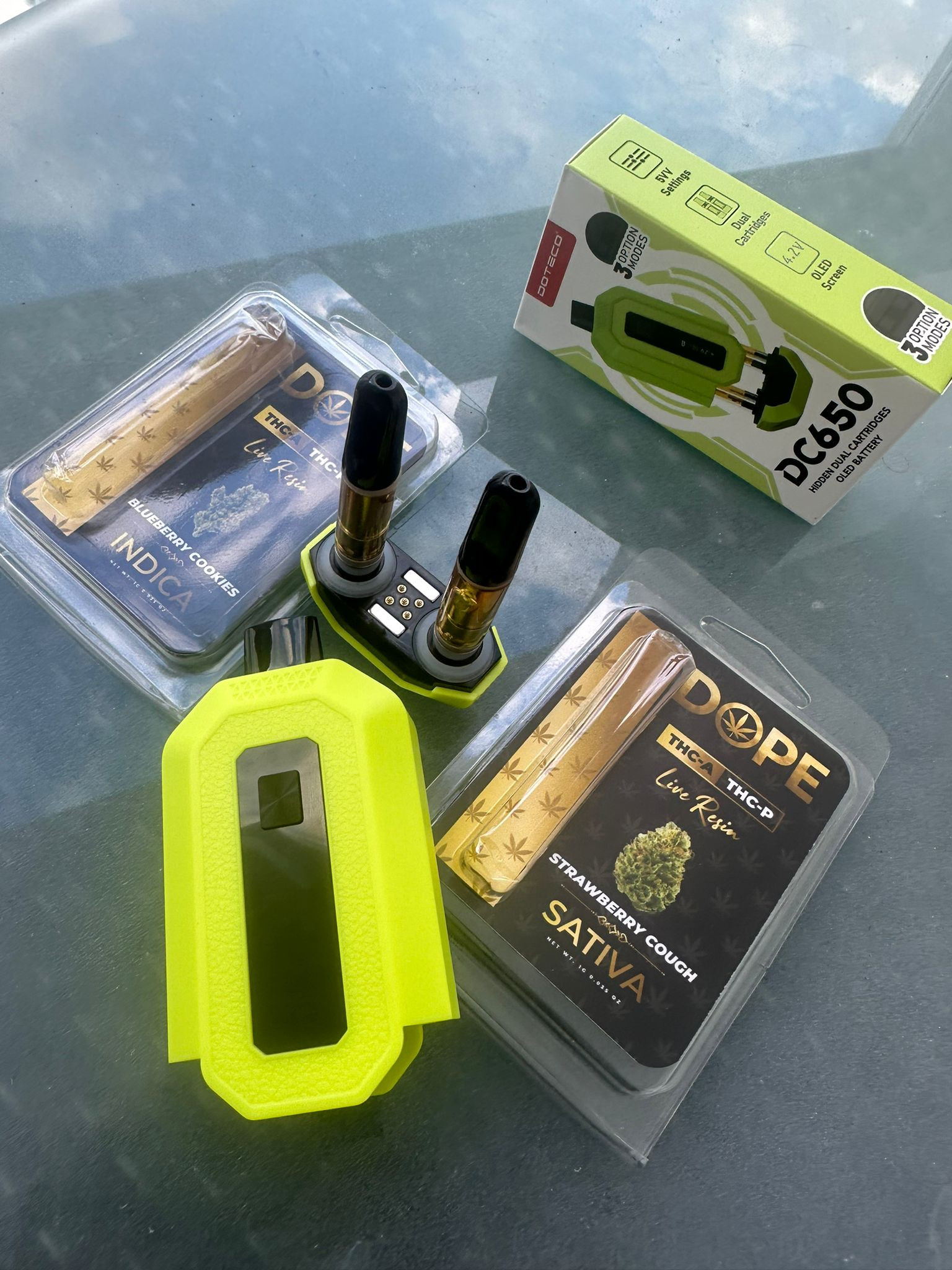 Buy THC Vapes - Pens, Cartridges, Disposables & Batteries