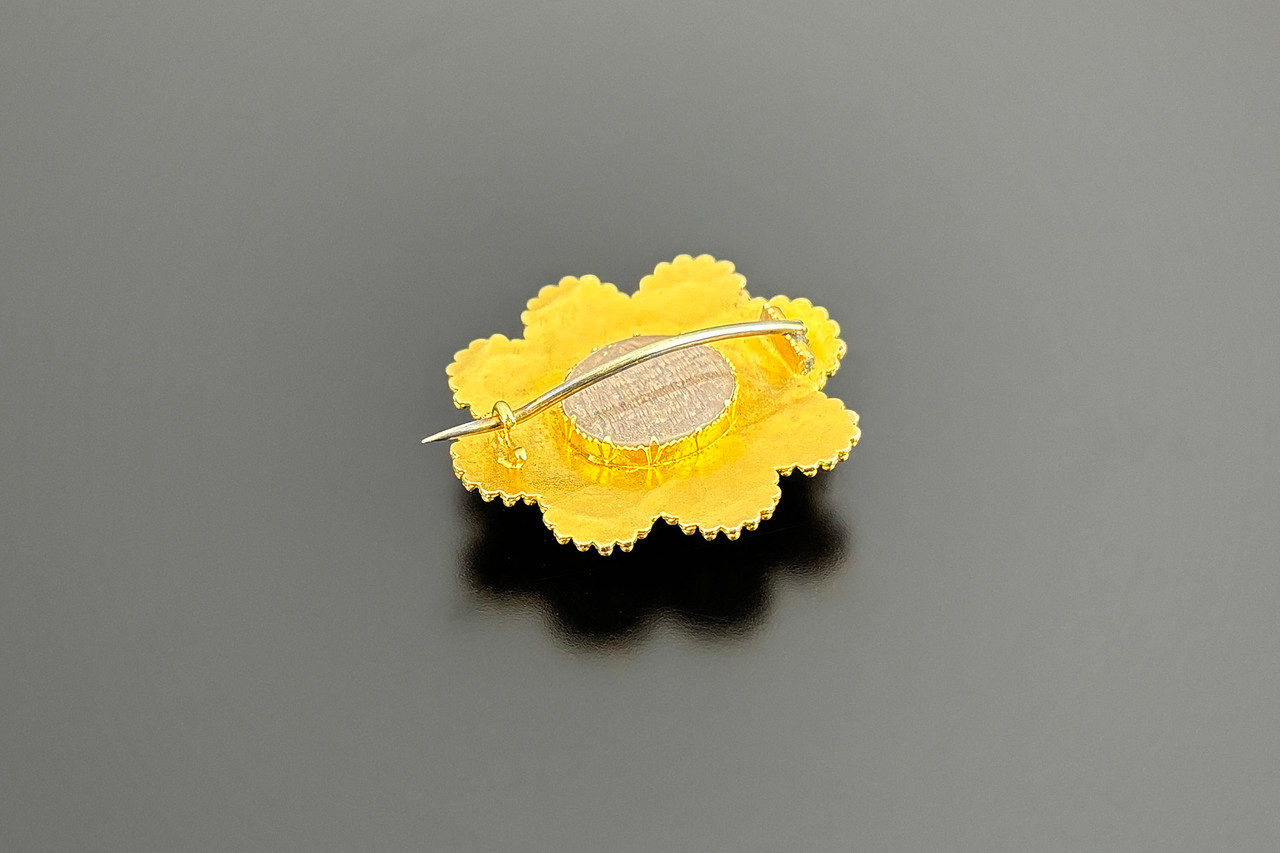Georgian Gem-Set Gold Brooch in 15ct Gold