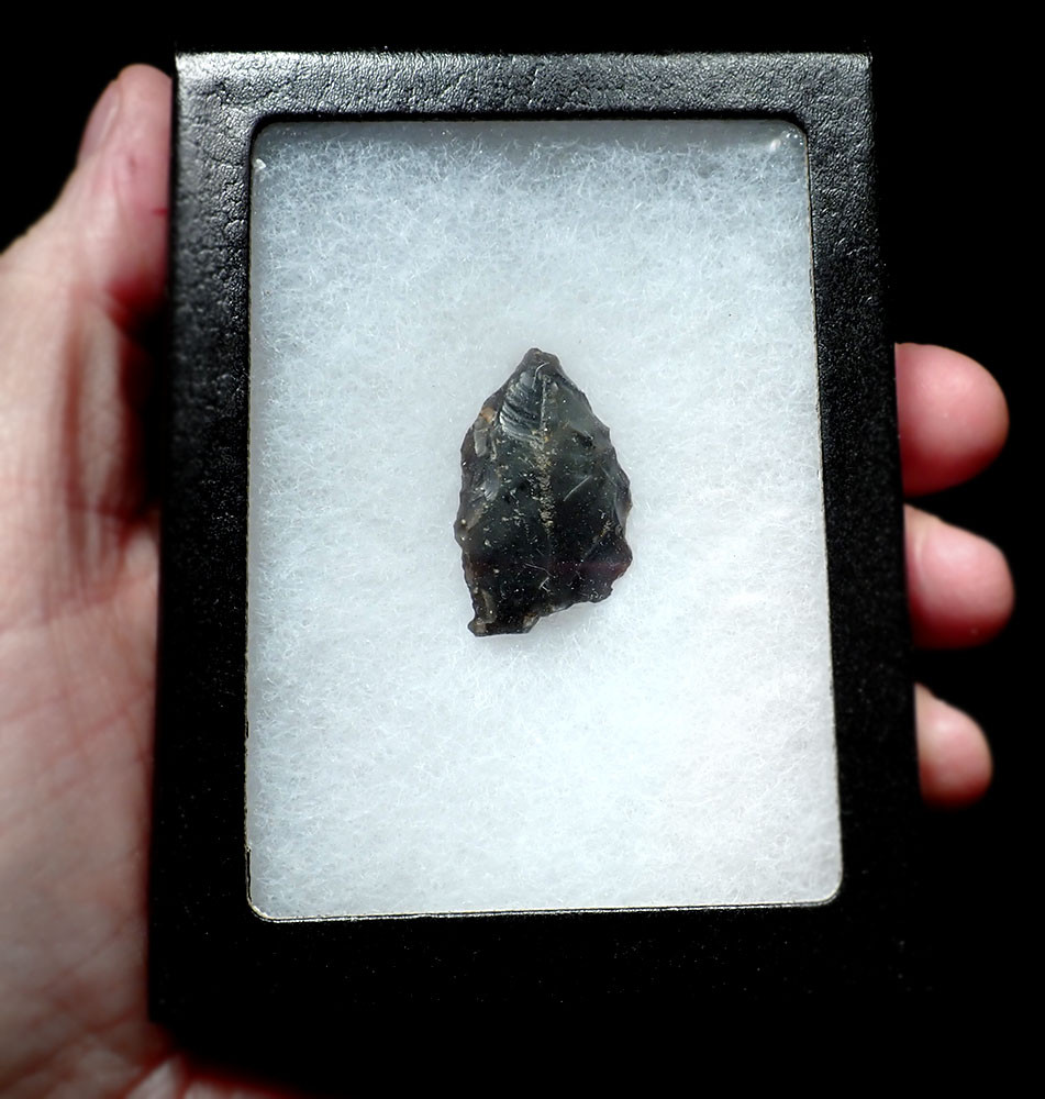 BRITISH NEOLITHIC FLINT TOOL FROM THE FAMOUS BOWL BARROWS OF SOPLEY ...