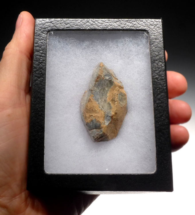 MOUSTERIAN ARTIFACT TOOL NEANDERTHAL BURIN GRAVER LE MOUSTIER
