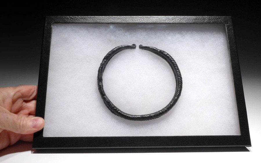 ANCIENT CELTIC TORC TORQUE TORQ NECKLACE IRON AGE JEWELRY