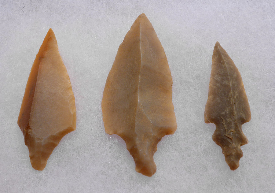 AFRICAN NEOLITHIC ARROWHEAD