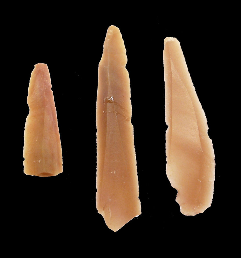 THREE VERY RARE MIDDLE EASTERN NEOLITHIC FLINT MICROBLADES FROM JORDAN ...