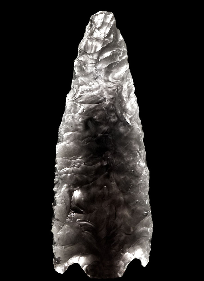 SUPERBLY MADE PRE-COLUMBIAN TRANSLUCENT OBSIDIAN BARBED ATLATL POINT ...