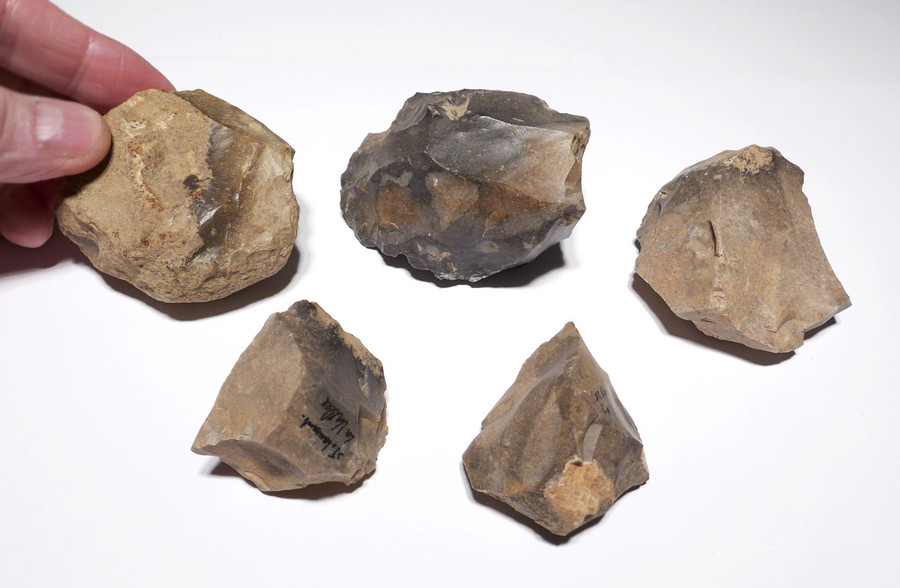 CRO MAGNON UPPER PALEOLITHIC TOOL FLINT CORE ARTIFACT