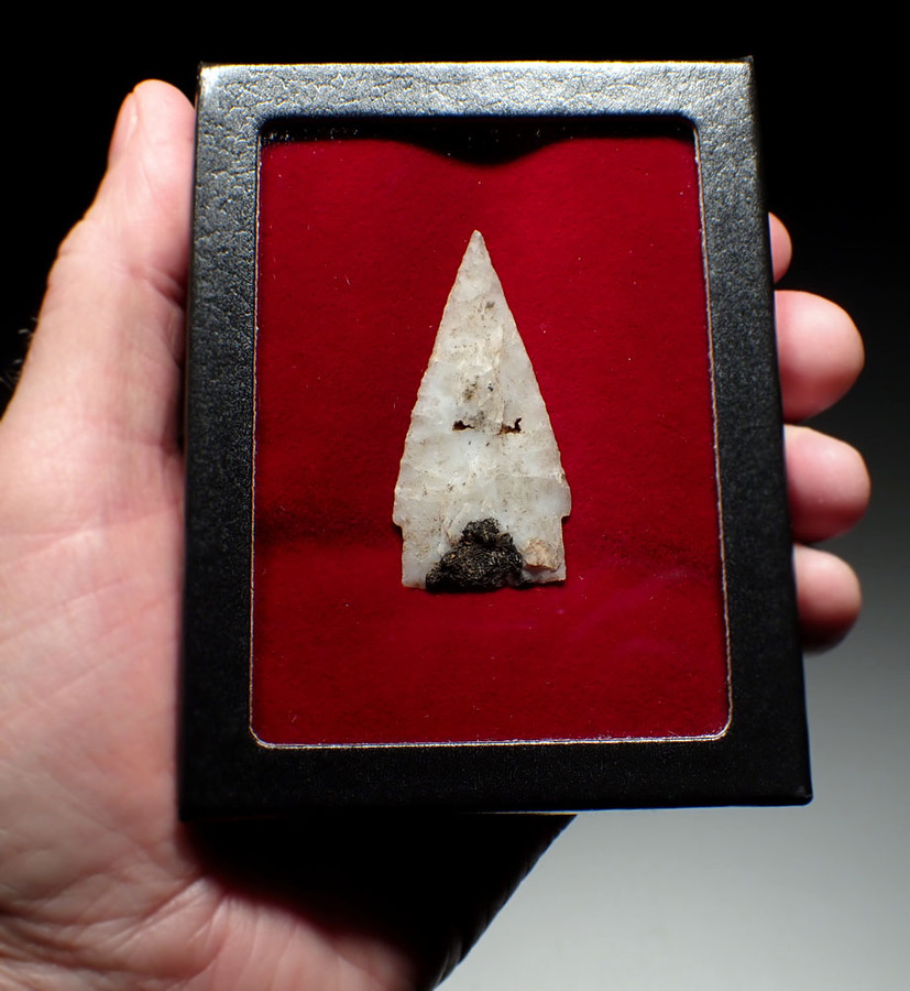 FINEST AZTEC PRE-COLUMBIAN WHITE CHERT ATLATL TLACOCHTLI ARROWHEAD WITH ...