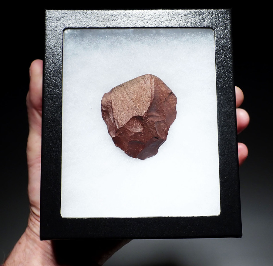 RARE AFRICAN MODE 1 OLDOWAN PEBBLE FLAKE SCRAPER TOOL OF RED BASALT ...