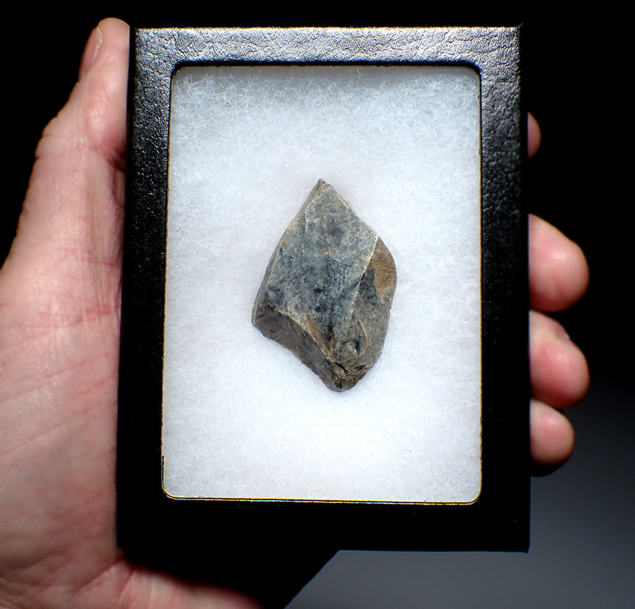 CRO-MAGNON ART-MAKING DIHEDRAL BURIN FLAKE TOOL FROM THE FAMOUS UPPER ...