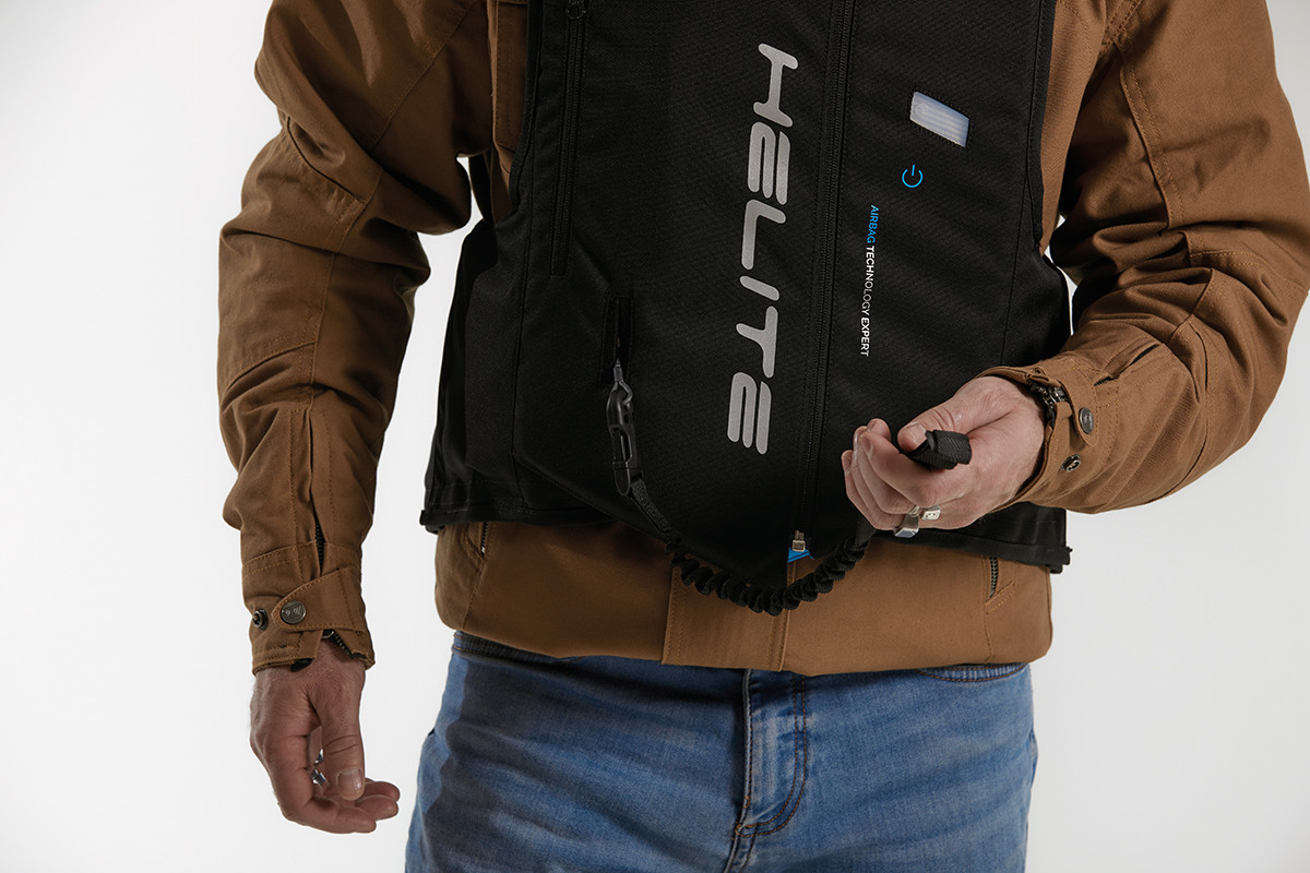 Helite Black Airbag Vest Turtle 2 Technology
