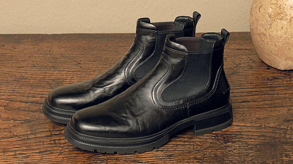 TJ COLLECTION Designer Shoes, Bags & Clothing | Official Online Store