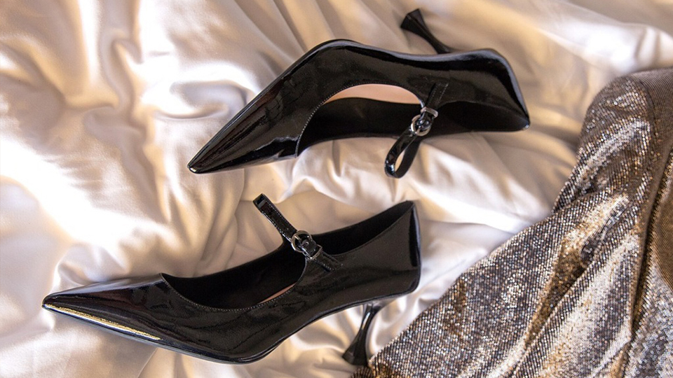 TJ COLLECTION Designer Shoes, Bags & Clothing | Official Online Store