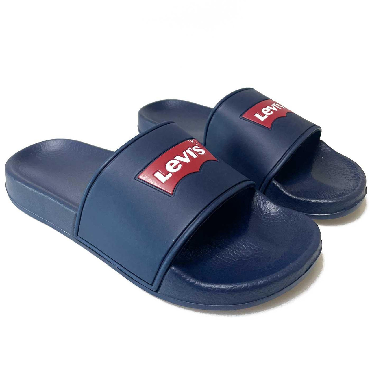 June Levi's® Retro 90s Batwing Beach Sliders NB