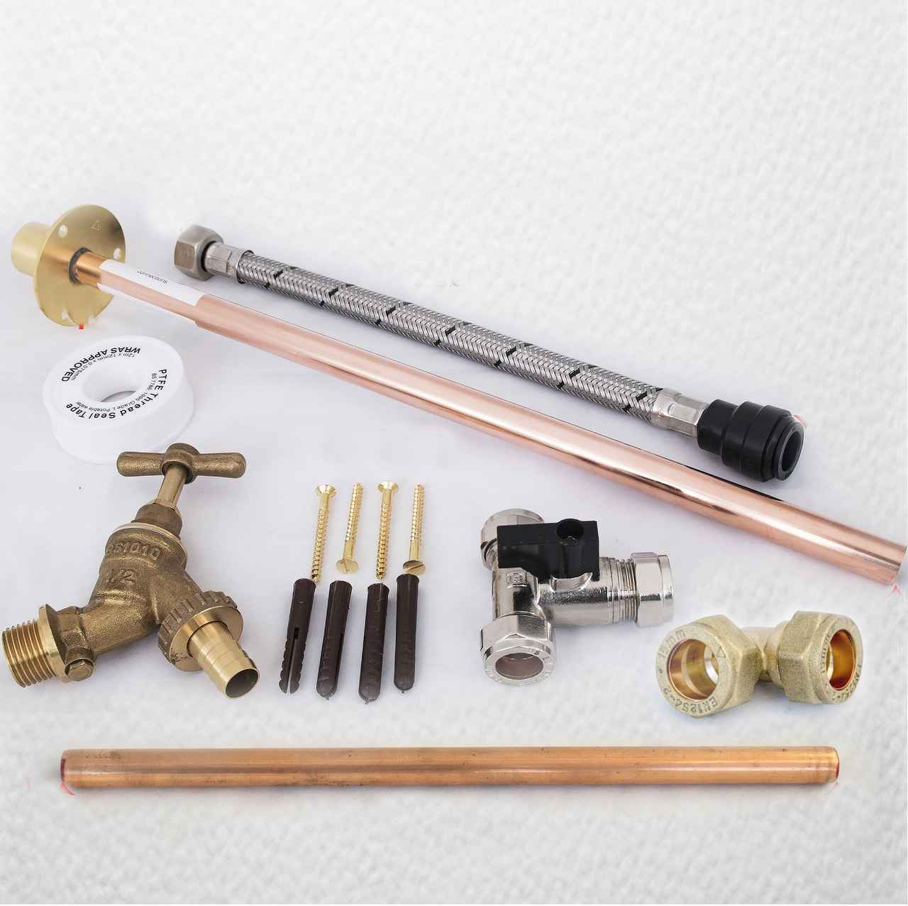 Outside Tap Kit With Wall Plate Elbow and Garden Hose Fitting - FixTheBog