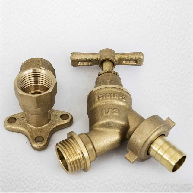 Outside Tap Kit With Wall Plate Elbow and Garden Hose Fitting - FixTheBog