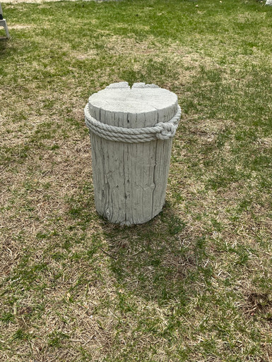 Short Pier Pedestal