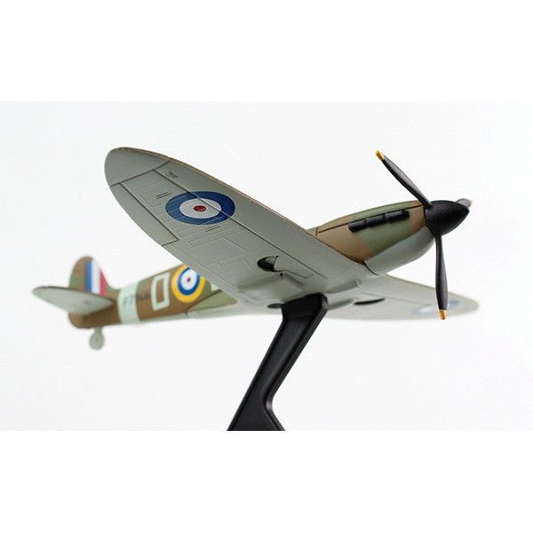 Supermarine Spitfire Mk II 1/93 Die Cast Model | Military Issue - The ...