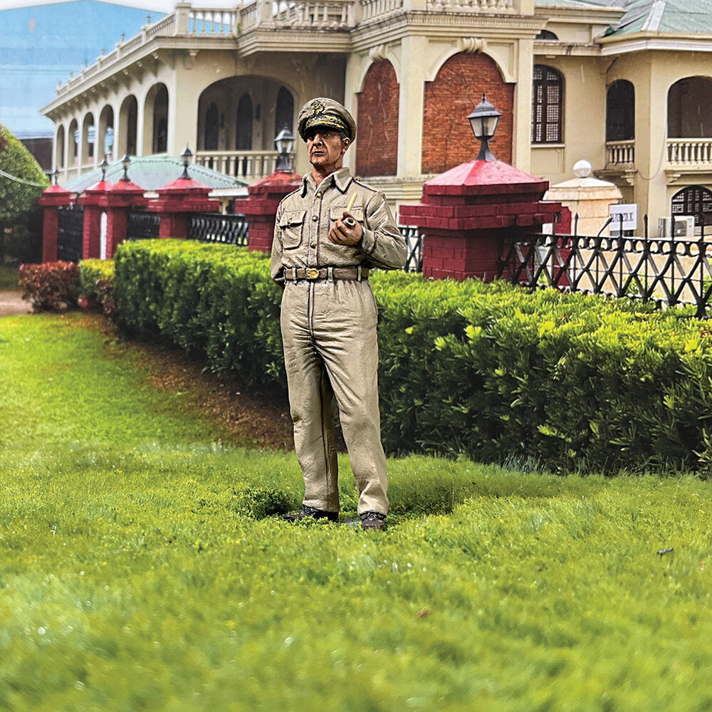 General Douglas MacArthur 1/30 Figure - 1945 William Britain (10166 ...