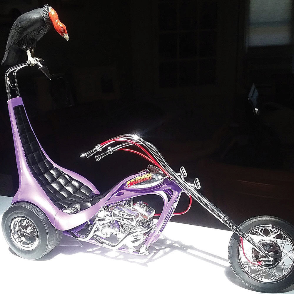 Tom Daniel King Chopper Trike 1/8 Scale | Military Issue Collectibles