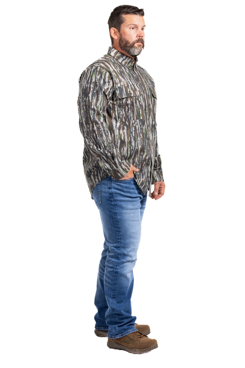 Realtree Button Down Long Sleeve Men's Camp Shirt | Original