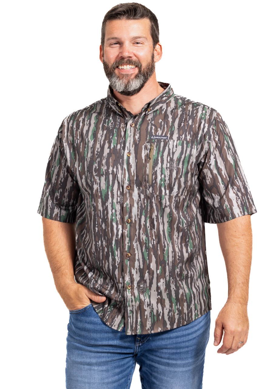 Realtree Button Down Short Sleeve Men's Poly Shirt | Original