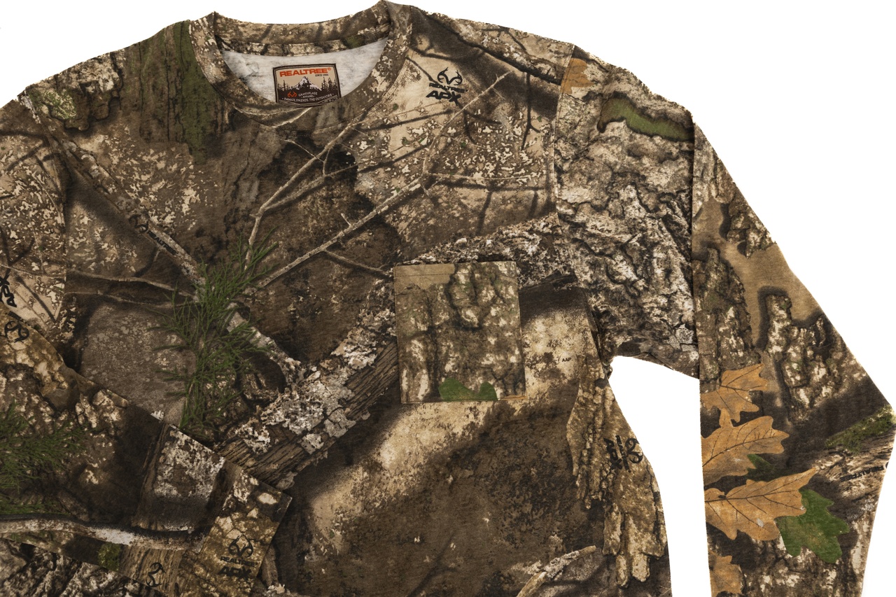 Realtree Men's Long Sleeve Cotton Pocket Shirt | APX